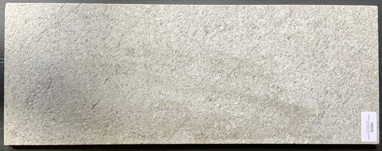Granite Grey Waterblasted 800x300x20mm (10229) – Wetspot